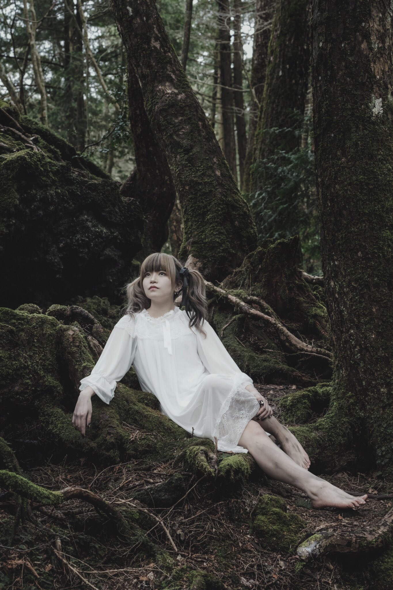 兎蛇髏亞 [Toda Roa] | Walk In Shadow